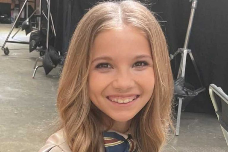 Amie Donald Net Worth, Age, Bio, Wiki, Career, Shows, Wife & Facts ...